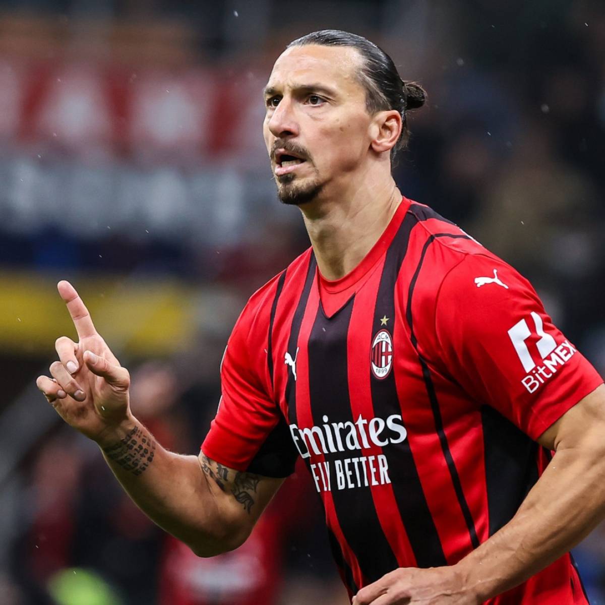 Football : Opéré du genou, Zlatan Ibramovich absent entre 7 et 8 mois ...